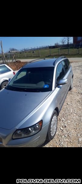 Volvo V50 Kompletan Auto U Delovima