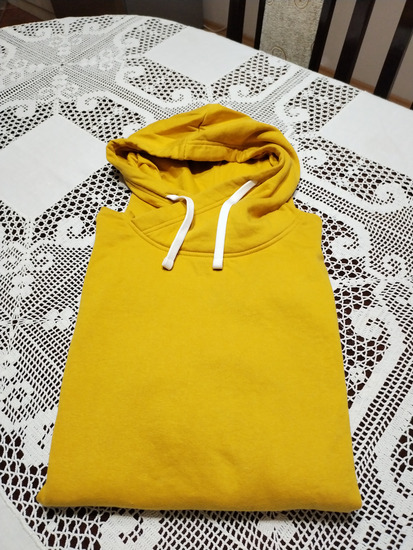 Basic dukserica sa kapuljačom