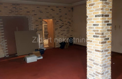 Poslovni Prostor za Duži Najam, Galenika, Zemun, Beograd, €1.500