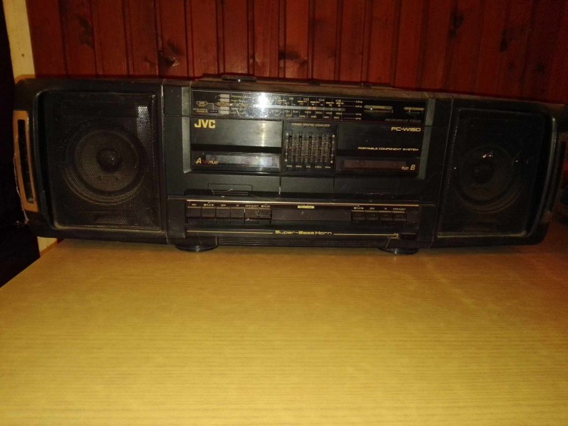 Kasetofon radio JVC