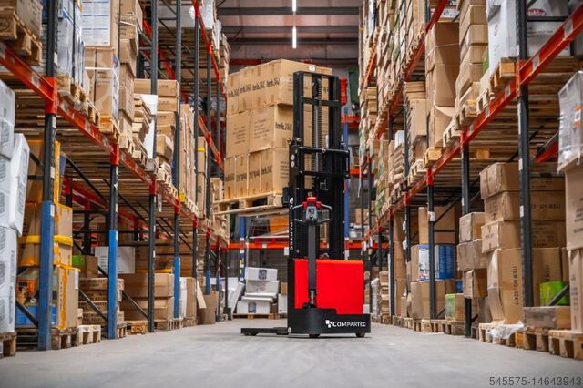 Paleta Stacker Electric 1200kg 3.3m Forklift
COMPARTEC CS12 3,3 m Direkthub