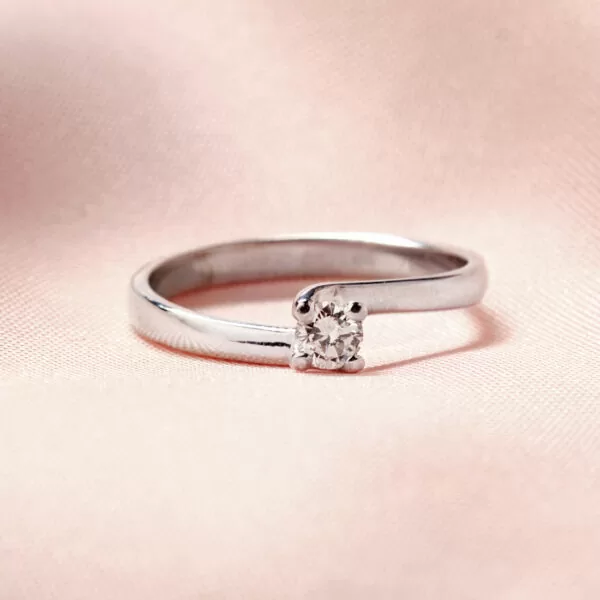 Dijamantski prsten, 324