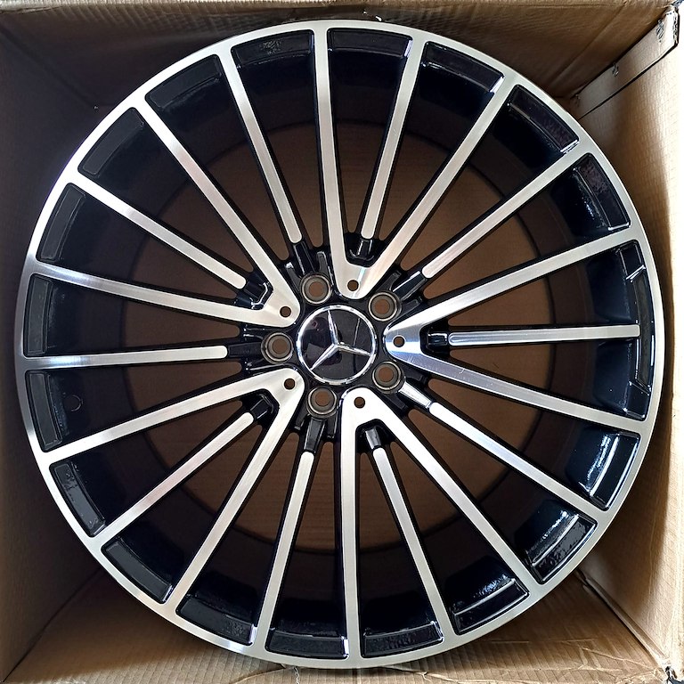 ALU FELNE
9.5J x20 ET38 5X112