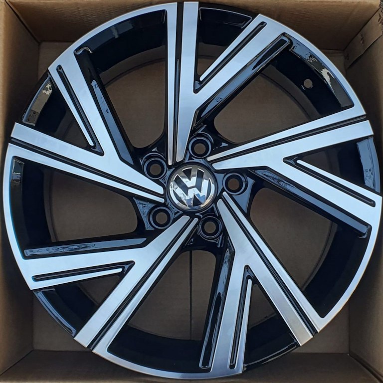 ALU FELNE
8J x19 ET42 5X112