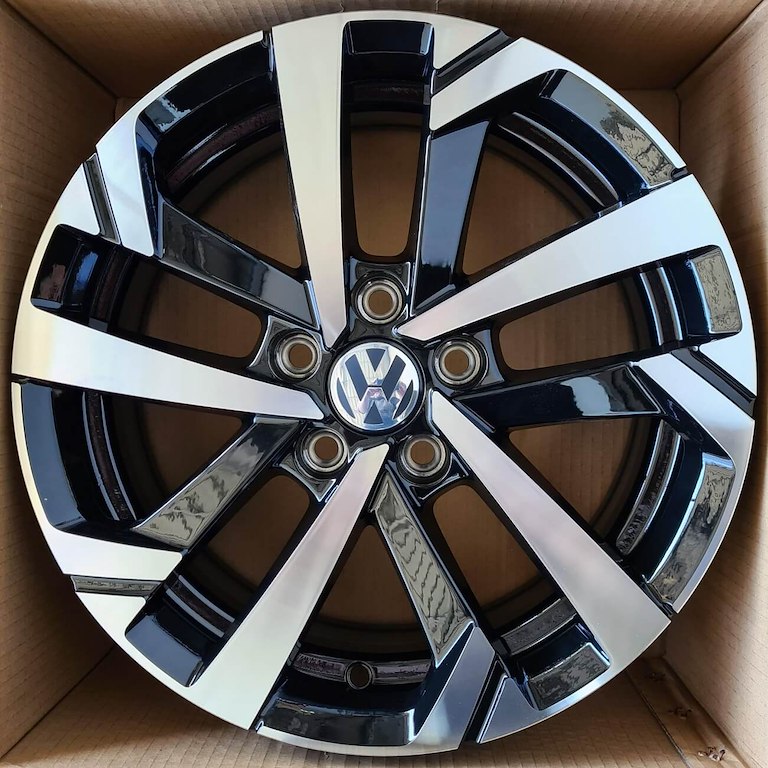 ALU FELNE
6j x15 ET40 5X100