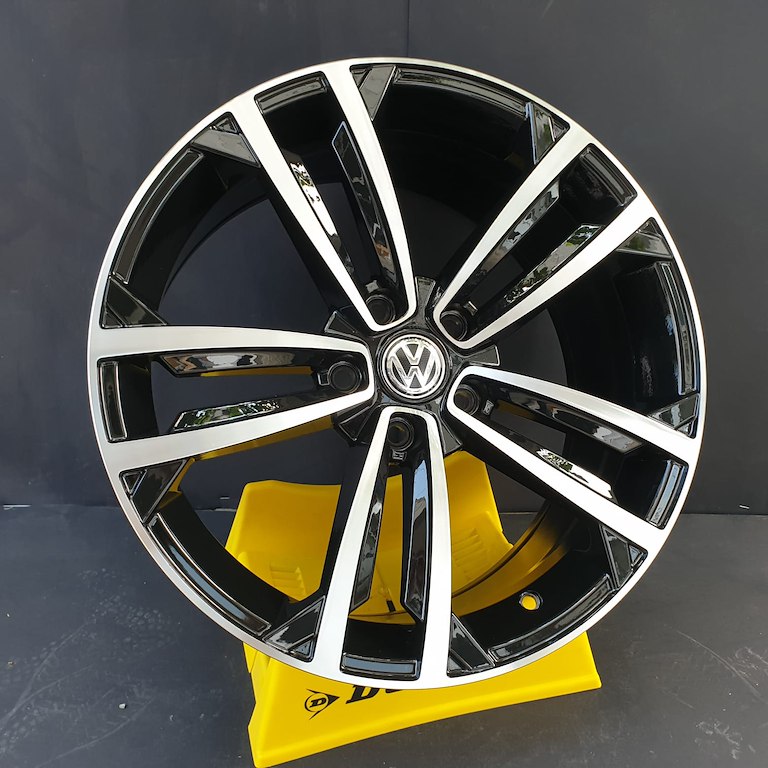 ALU FELNE
8j x19.00 ET45 5X112