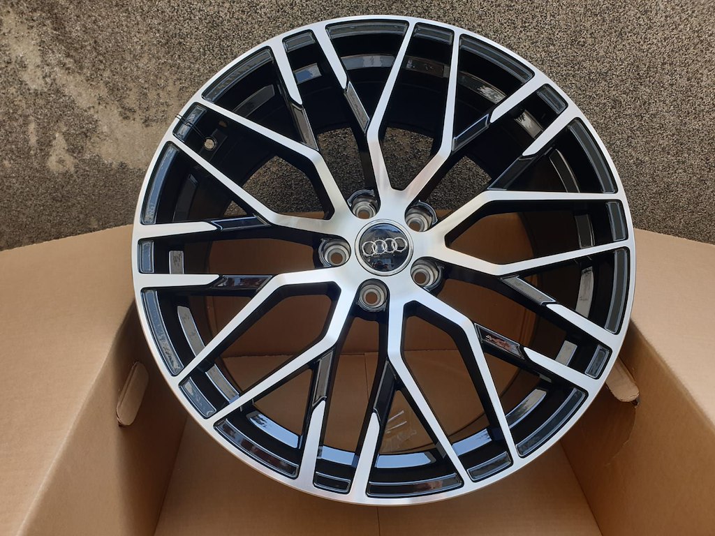 ALU FELNE
9j x20.00 ET35 5x112