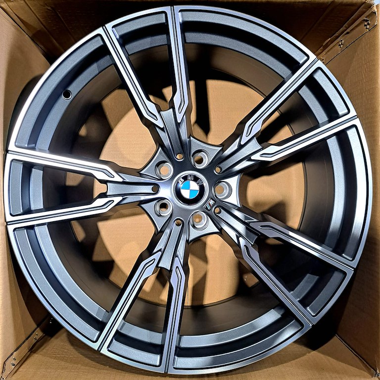 ALU FELNE
10.5J x21 ET40 5X112