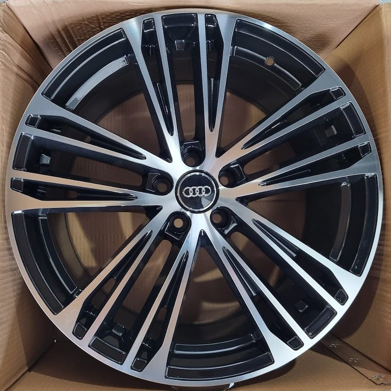 ALU FELNE
9J x20 ET30 5X112