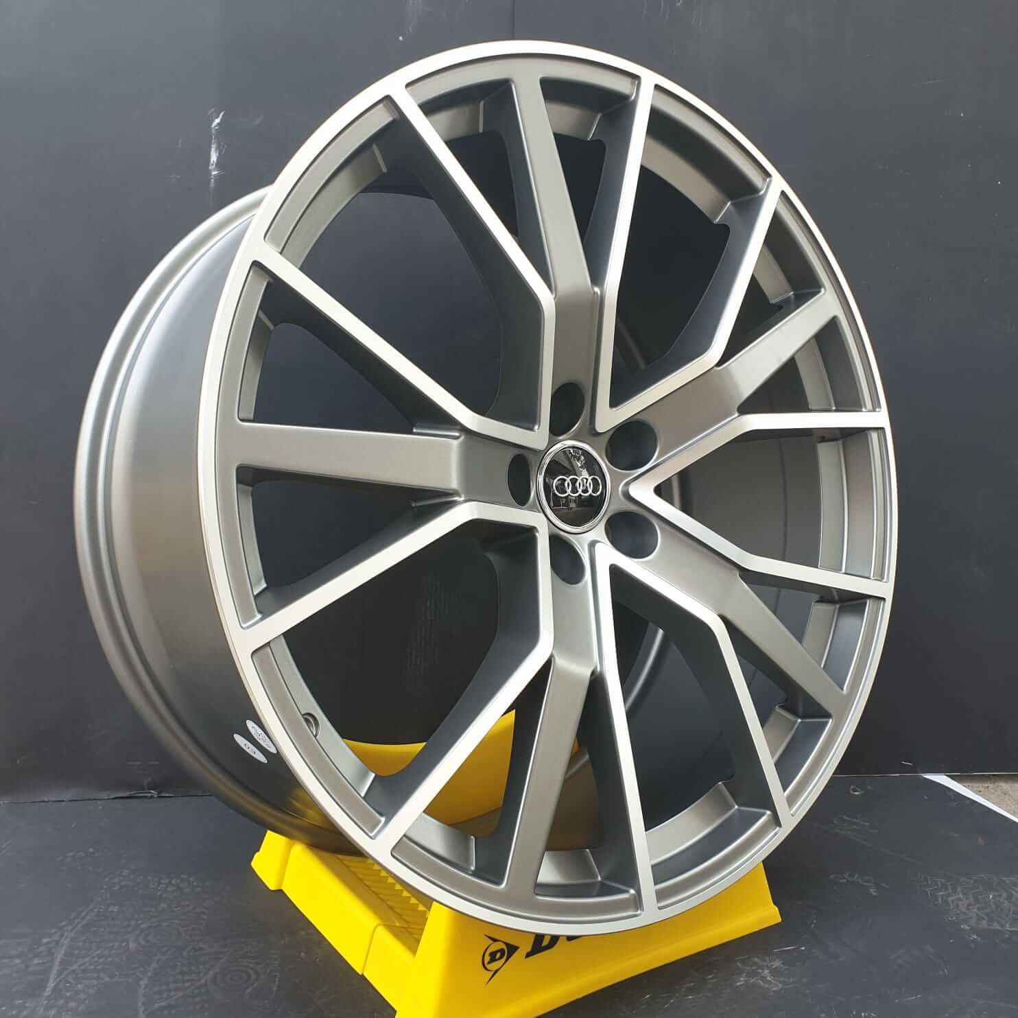 ALU FELNE
9j x20.00 ET30 5x112