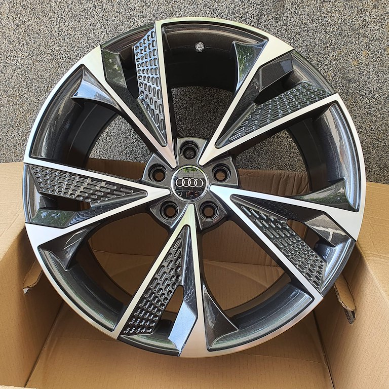 ALU FELNE
9j x20.00 ET30 5X112
