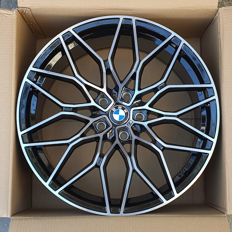 ALU FELNE
9.5J x20 ET38 5X112
