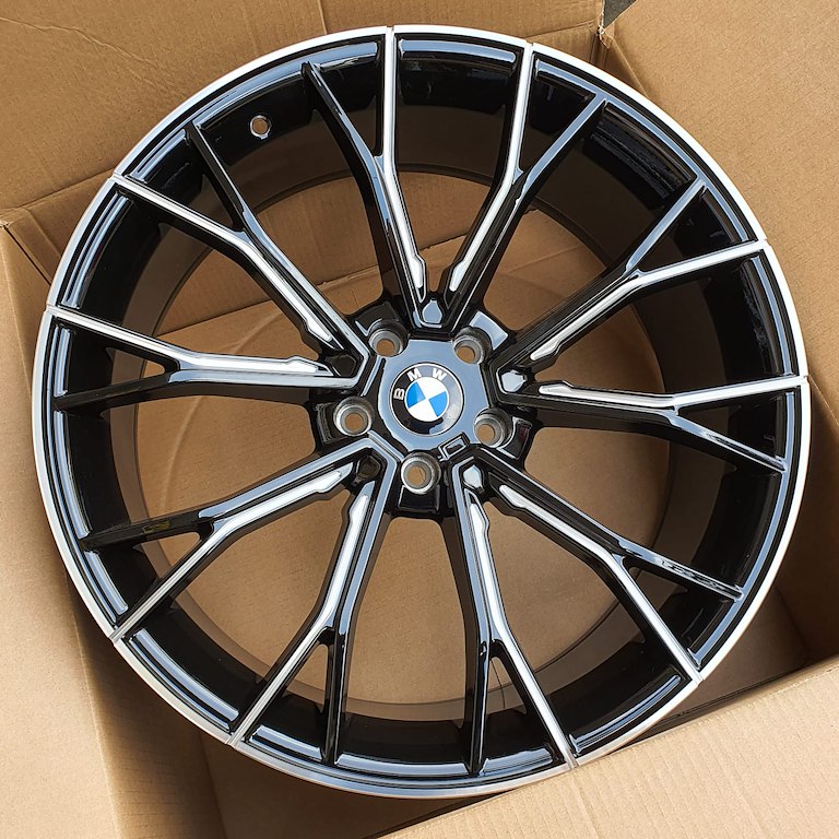 ALU FELNE
9.5j x19.00 ET37 5X112