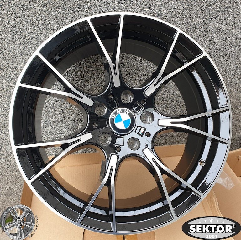 ALU FELNE
8j x18.00 ET20 5x120