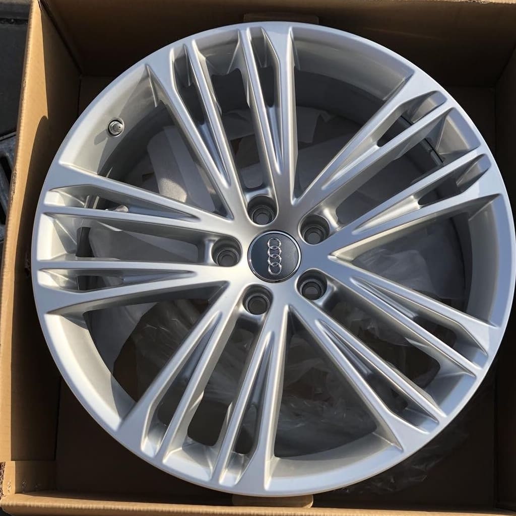 ORIGINAL ALU FELNE ZA AUDI
8.5J x20 ET30 5x112