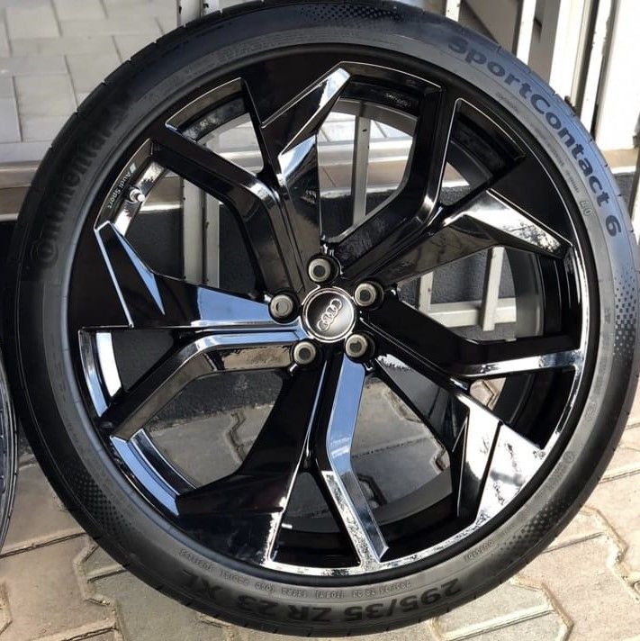 ORIGINAL ALU FELNE ZA AUDI
10.5J x23 ET18 5x112