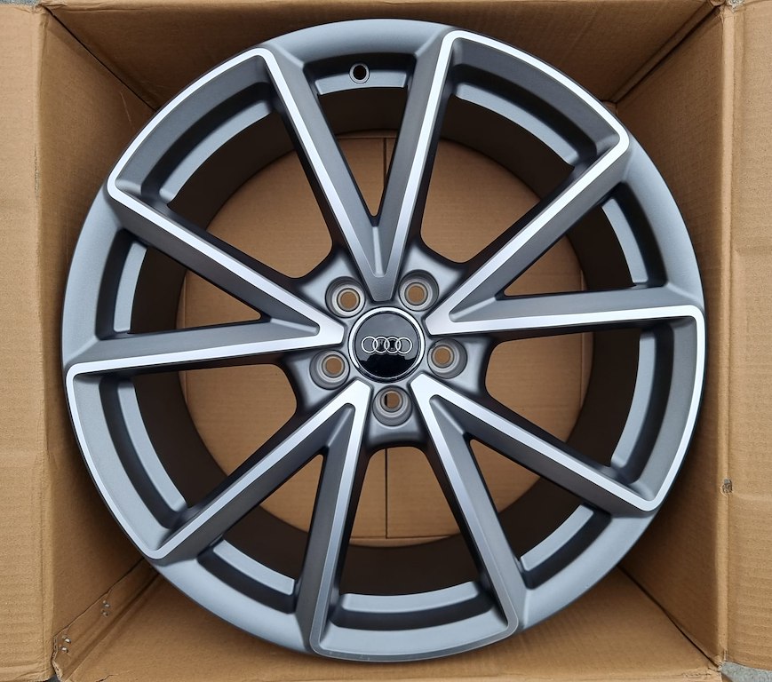ORIGINAL ALU FELNE ZA AUDI
8.5J x20 ET33 5x112