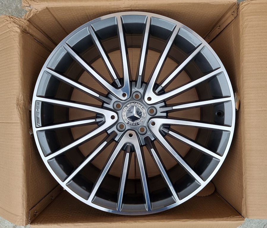 ORIGINAL ALU FELNE ZA MERCEDES
9/10J x21 ET34/48 5x112