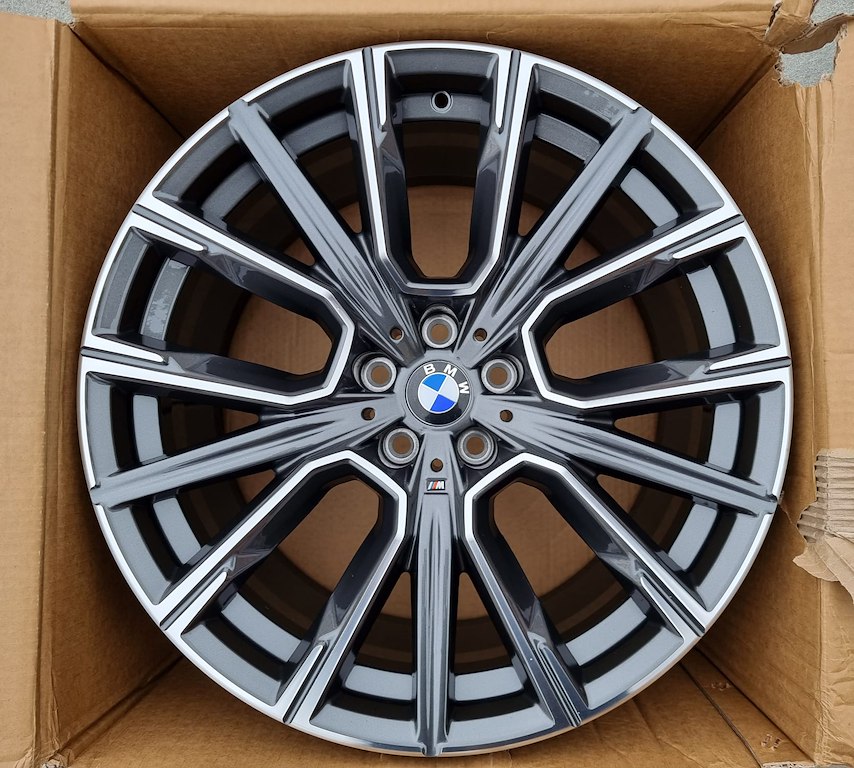 ORIGINAL ALU FELNE ZA BMW
10J/8.5J x20 ET41/25 5x112