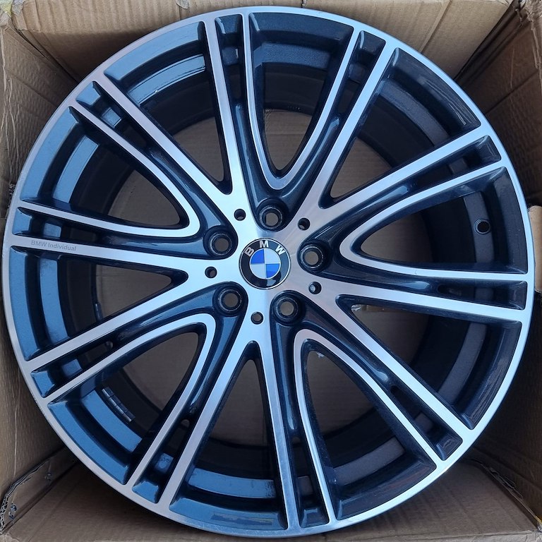 ORIGINAL ALU FELNE ZA BMW
8/9j x20 ET30/44 5x112