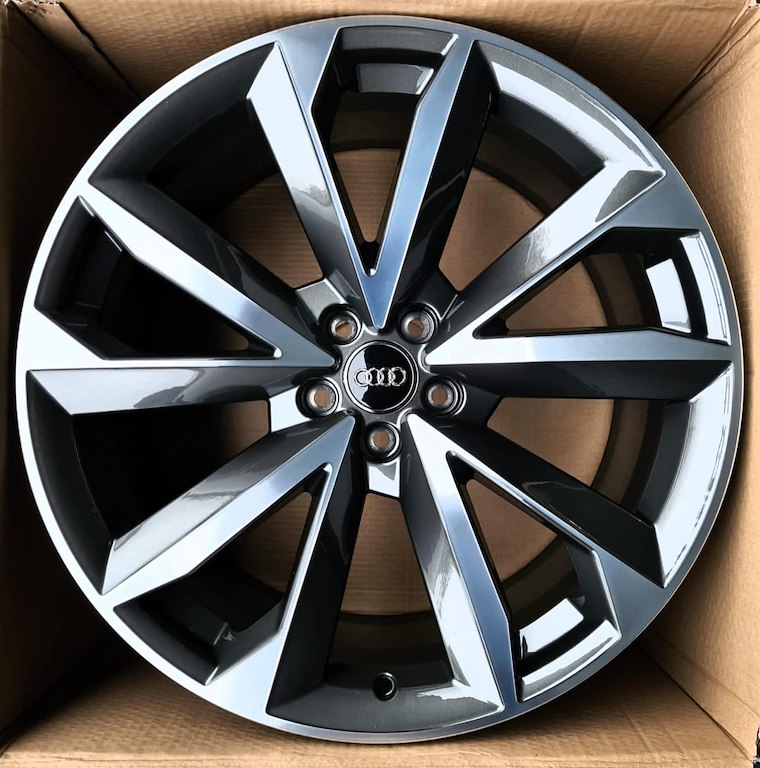 ORIGINAL ALU FELNE ZA AUDI
9.5J x21 ET31 5x112