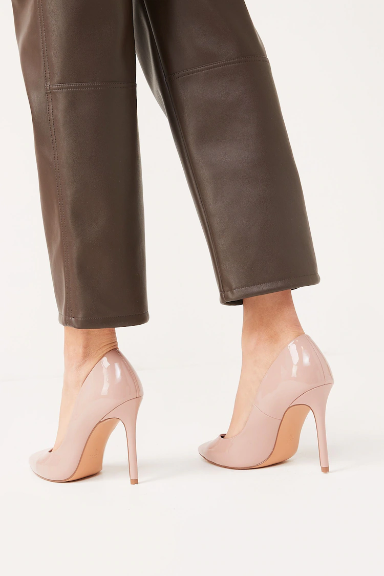 Blush Pink Standard/Wide Fit Forever Comfort® Point Court Shoes