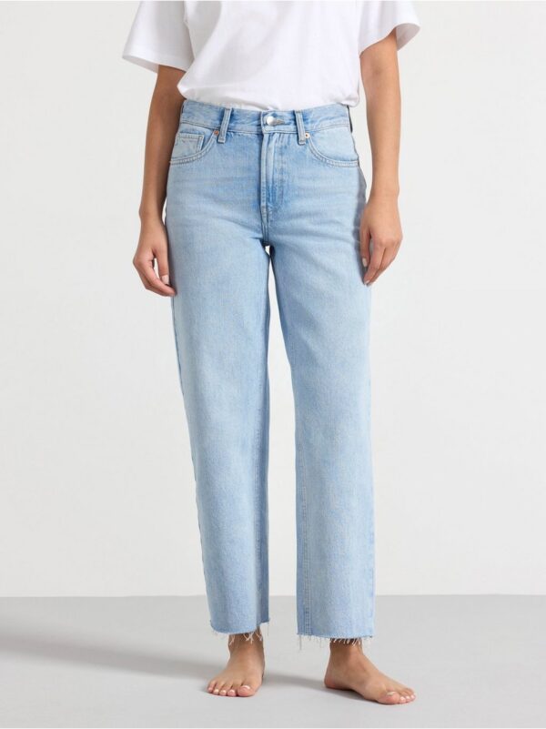 Farmerke SIA – klasične dubine, ravnih, kraćih nogavica – 100% pamuk – SIA Cropped Straight Jeans