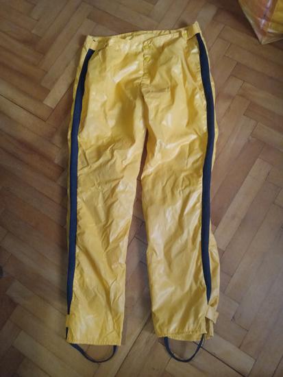 NYLON YELLOW PANTALONE