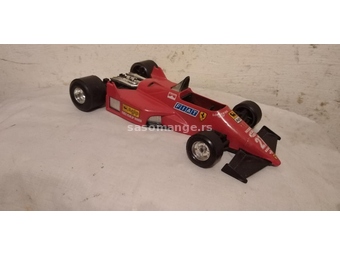 Burago formula 1 Ferrari 1:24,fali z.spojler