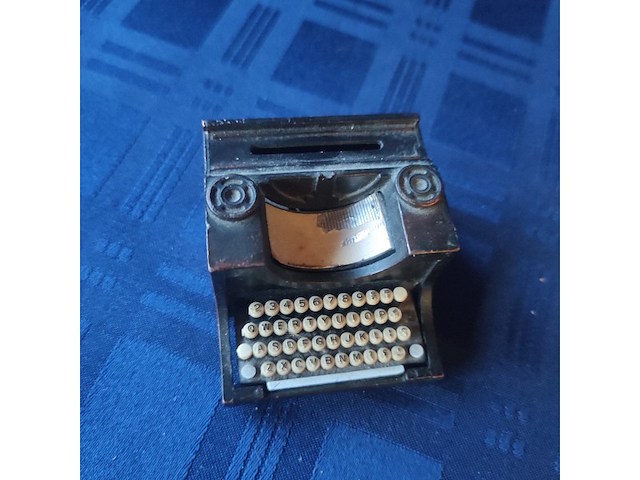 Zarezač-pisaća mašina `Playme`