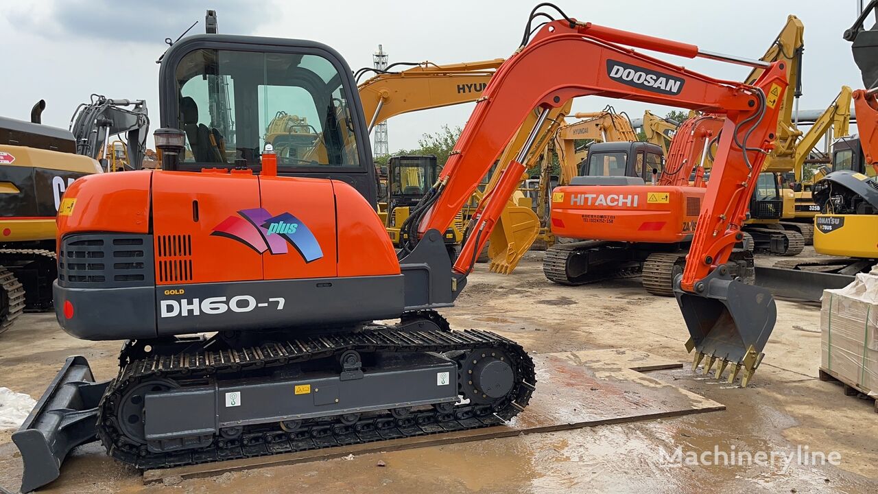 Doosan DH60-7 mini bager