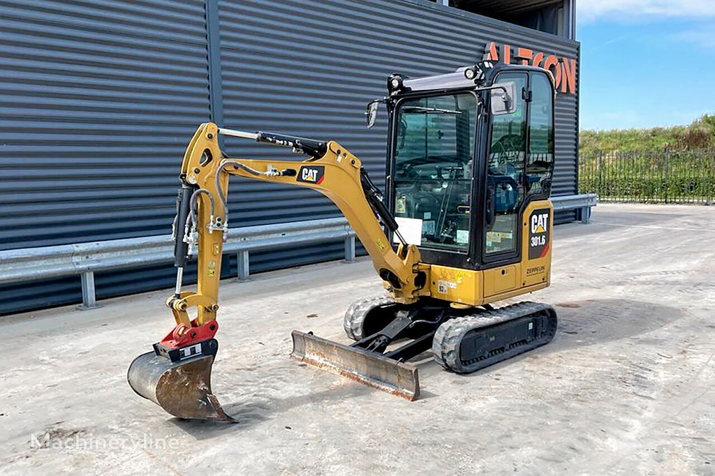 Caterpillar 301.6-05 A mini bager