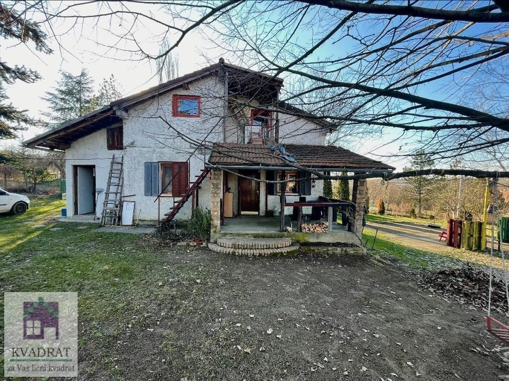 Kuća sa pomoćnim objektom 116 m² + 8 m2, 10 ari, Obrenovac, Jasenak – 42 000 € (NAMEŠTENA)