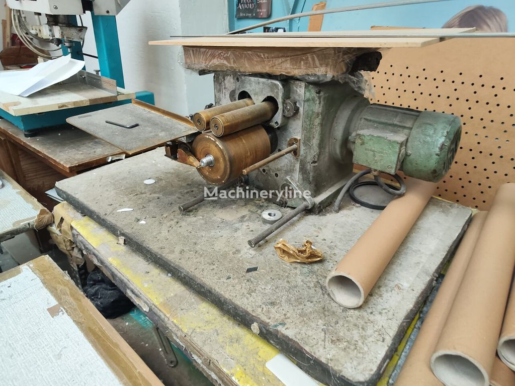 Gluing Machine mašina za lepljenje