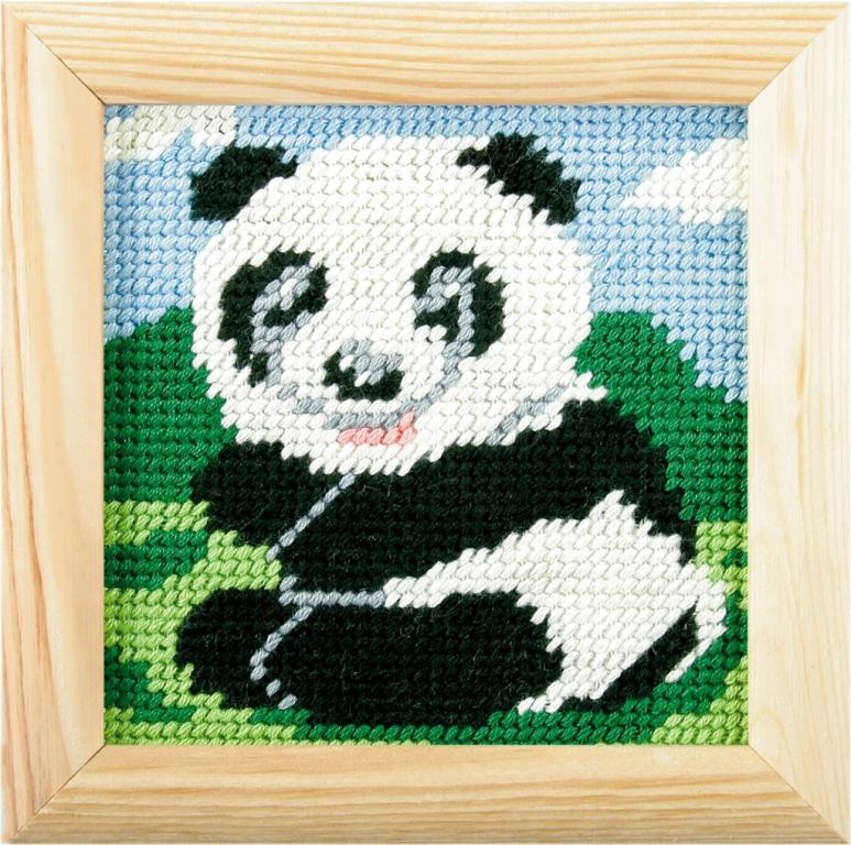 Goblen set Panda na travi | 13x13cm
Goblen set Panda na travi | 13x13cm