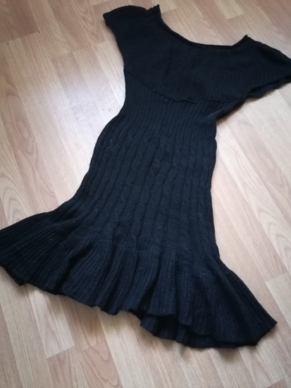 Crna zimska haljina