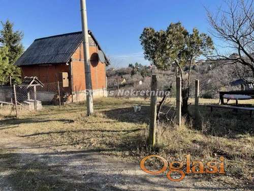 Popovica-Lep Građevinski plac 826 m2 u Budžaku-065/385 8880