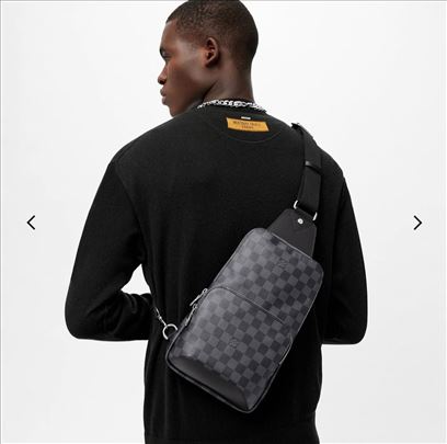 Louis vuitton slingbag