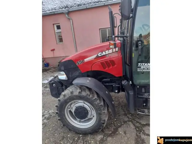 TraktorCase IH Farmal55C god2017