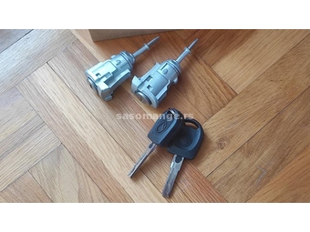 Kompletne brave vrata za VW Golf 4 i BORA leva + desna + 2 kljuca