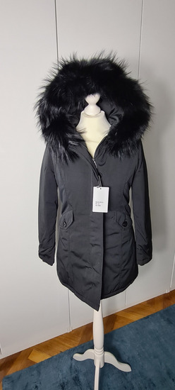 Zimska jakna sa prirodnim krznom NOVO SADA 6500!