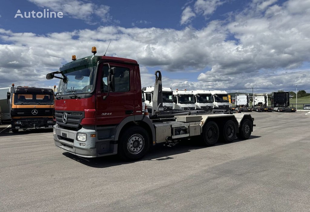 Actros 3244 8×4 Haken kamion rol kiper