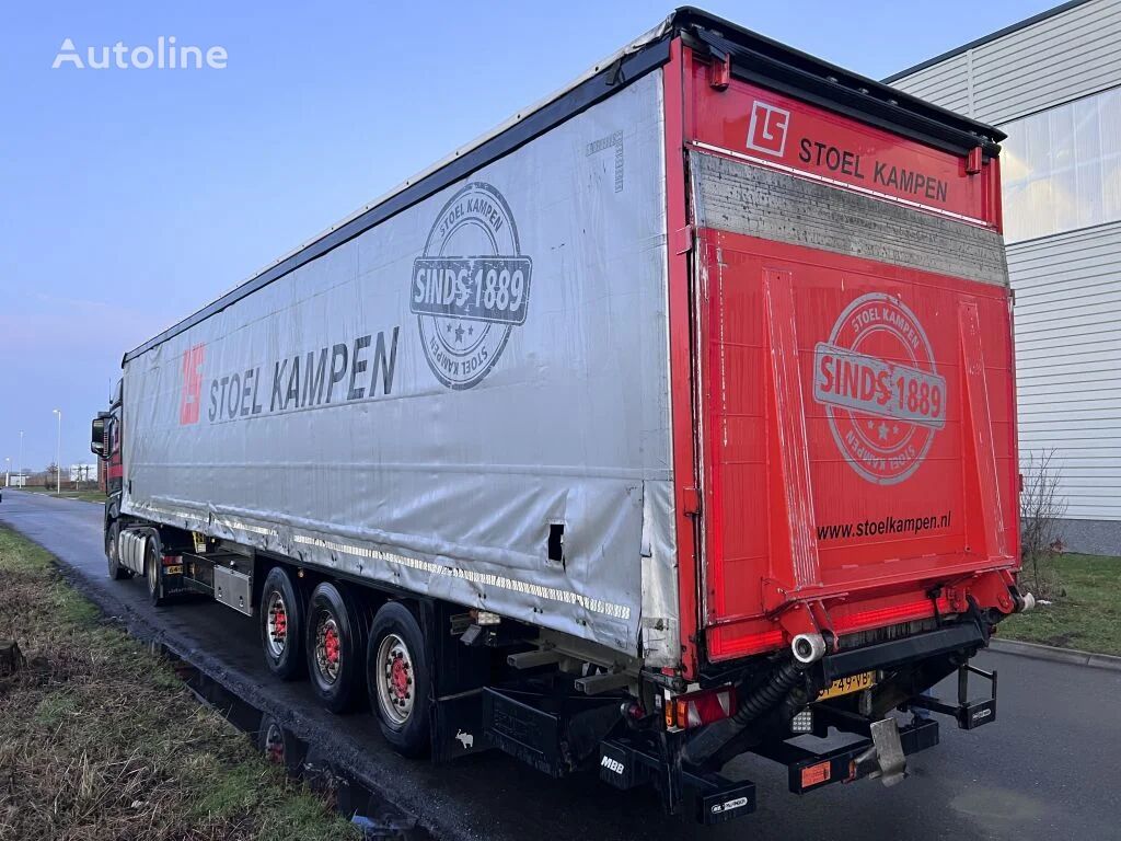 Schmitz Cargobull S01 + LAADKLEP + LIFT + STUURAS poluprikolica sa kliznom ceradom