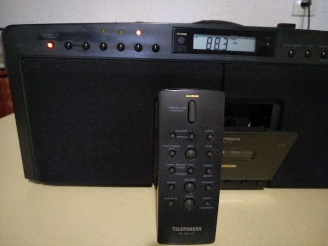 TELEFUNKEN radio kasetofon sa CD