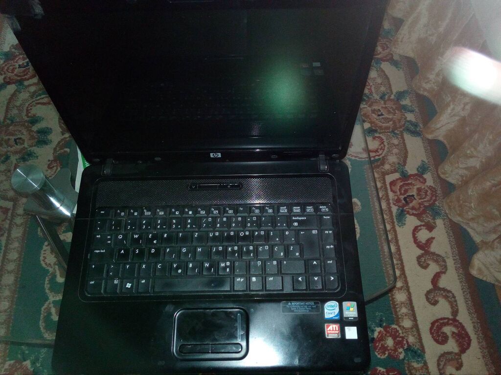 Lap Top hp--Nije ispravan