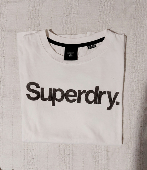 Bela superdry majica
