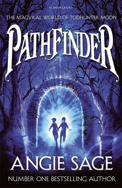 Pathfinder: A Todhunter Moon Adventure (Todhunter Moon Adventure 1)