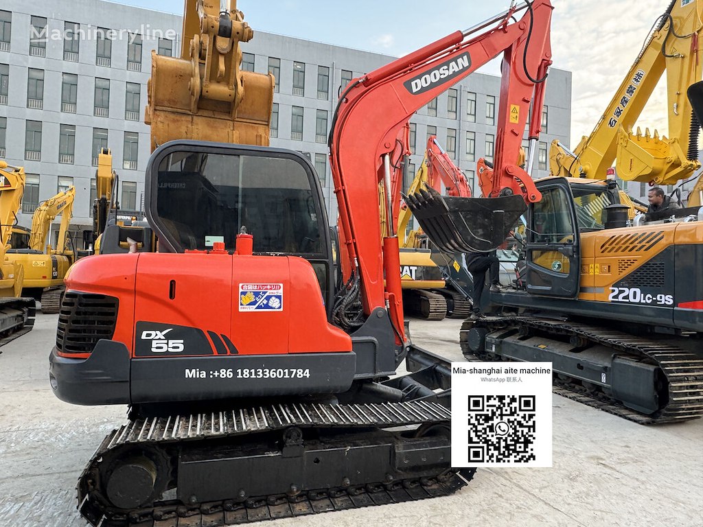 Doosan DX55 bager guseničar