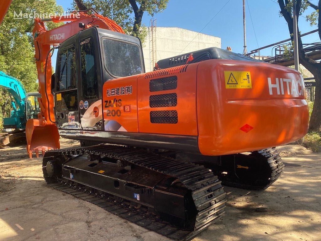 Hitachi ZX200 bager guseničar