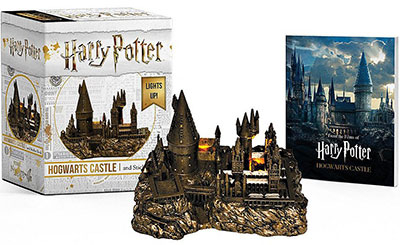 Harry Potter Hogwarts Castle And Sticker Book: Lights Up!